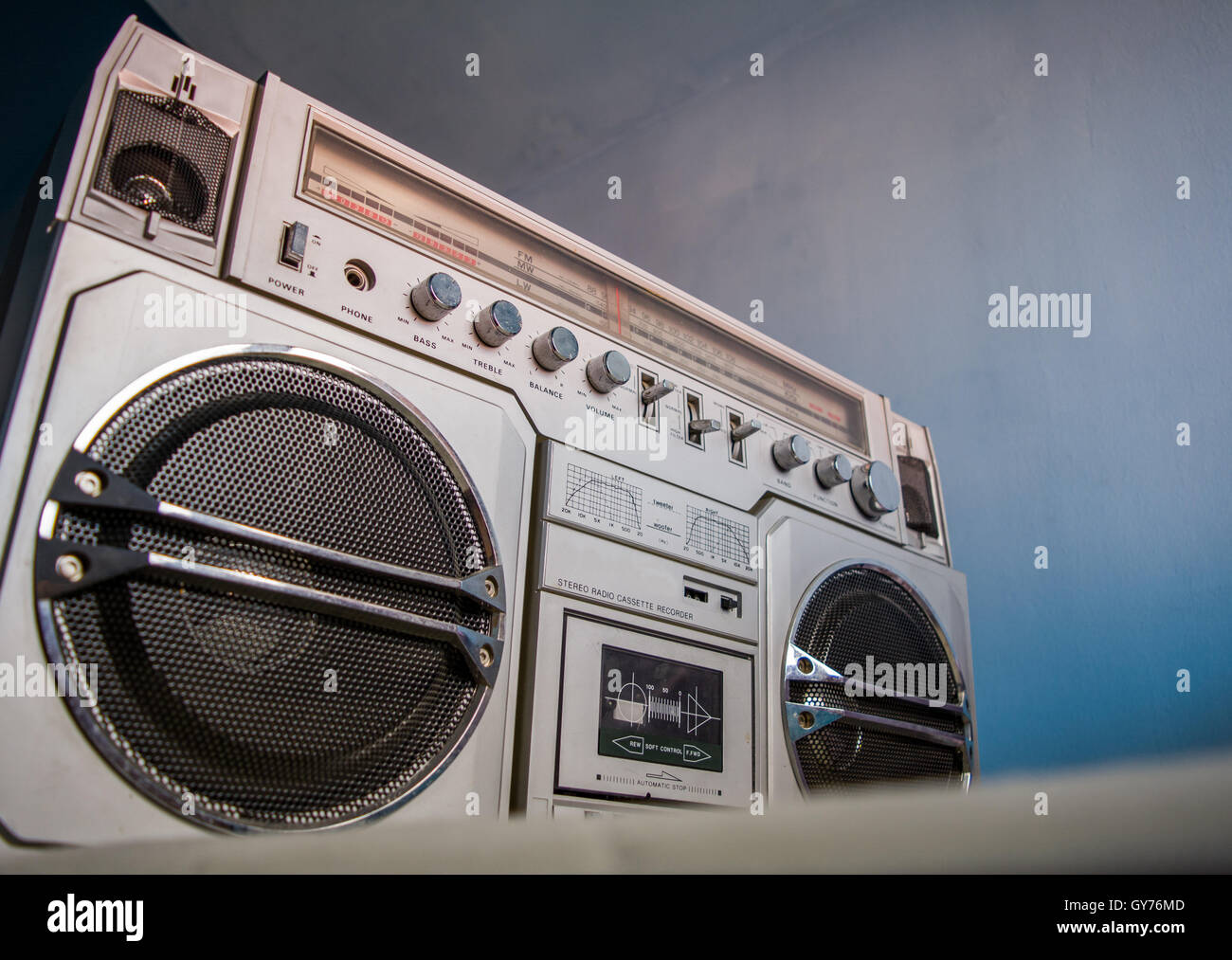 Classic fm radio station hi-res stock photography and images - Alamy