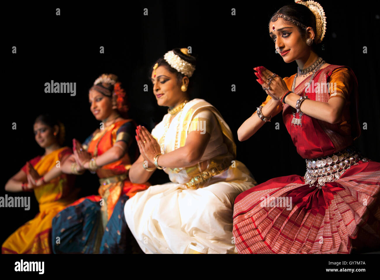 Indian classical dancers hi-res stock photography and images - Alamy
