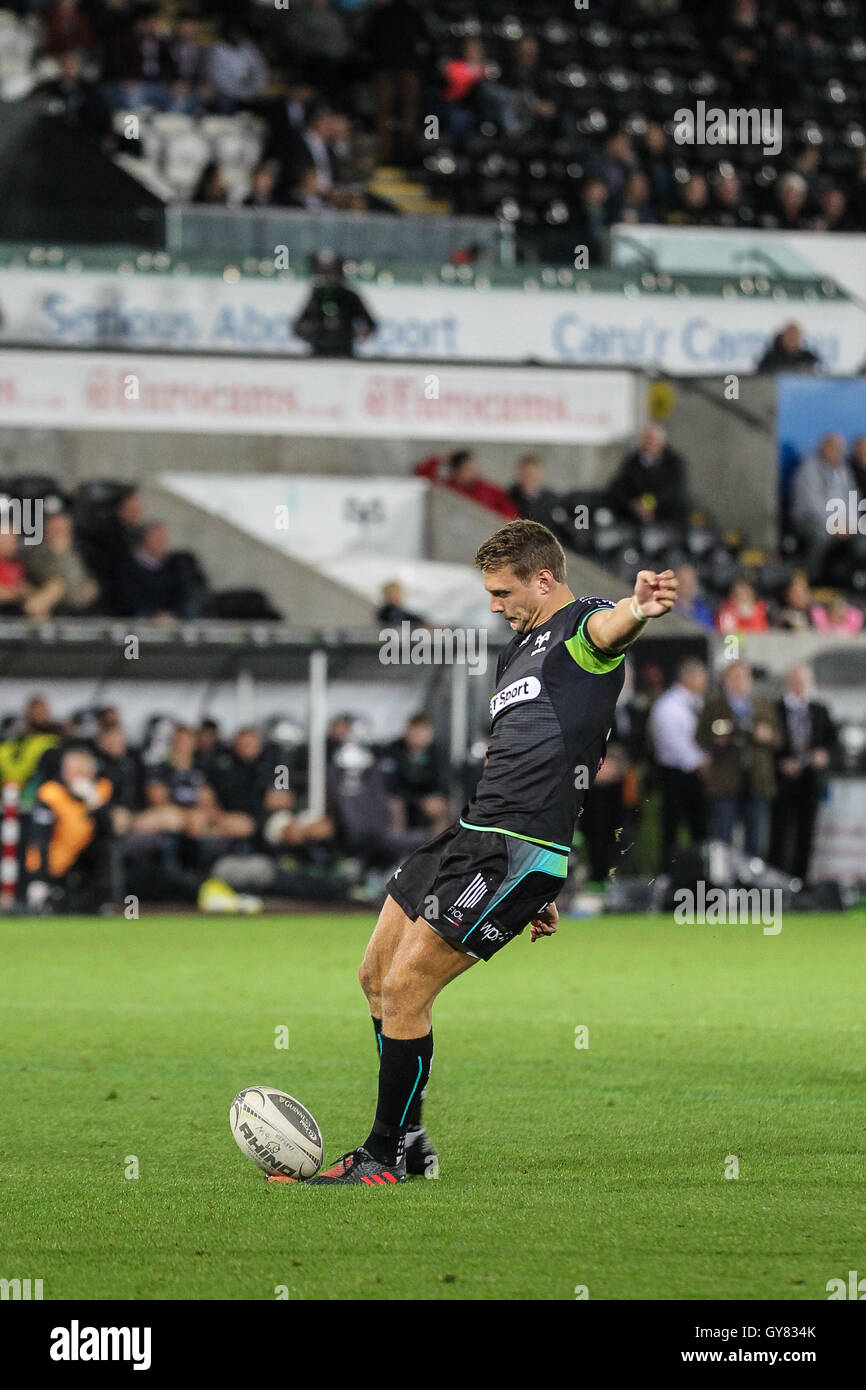 Alun lewis hi-res stock photography and images - Alamy