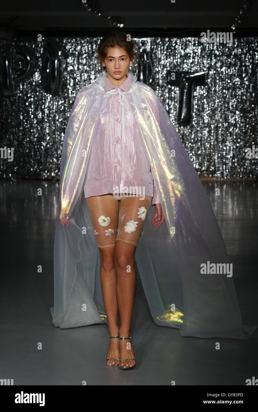 London, UK. 17th Sept, 2016: Model wearing Milo Maria Spring Summer ...