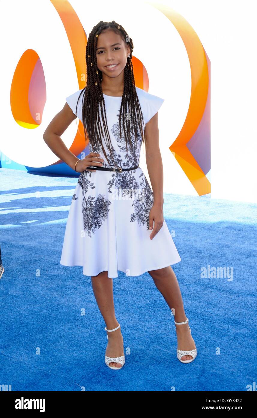 Elizabeth monet hi-res stock photography and images - Alamy