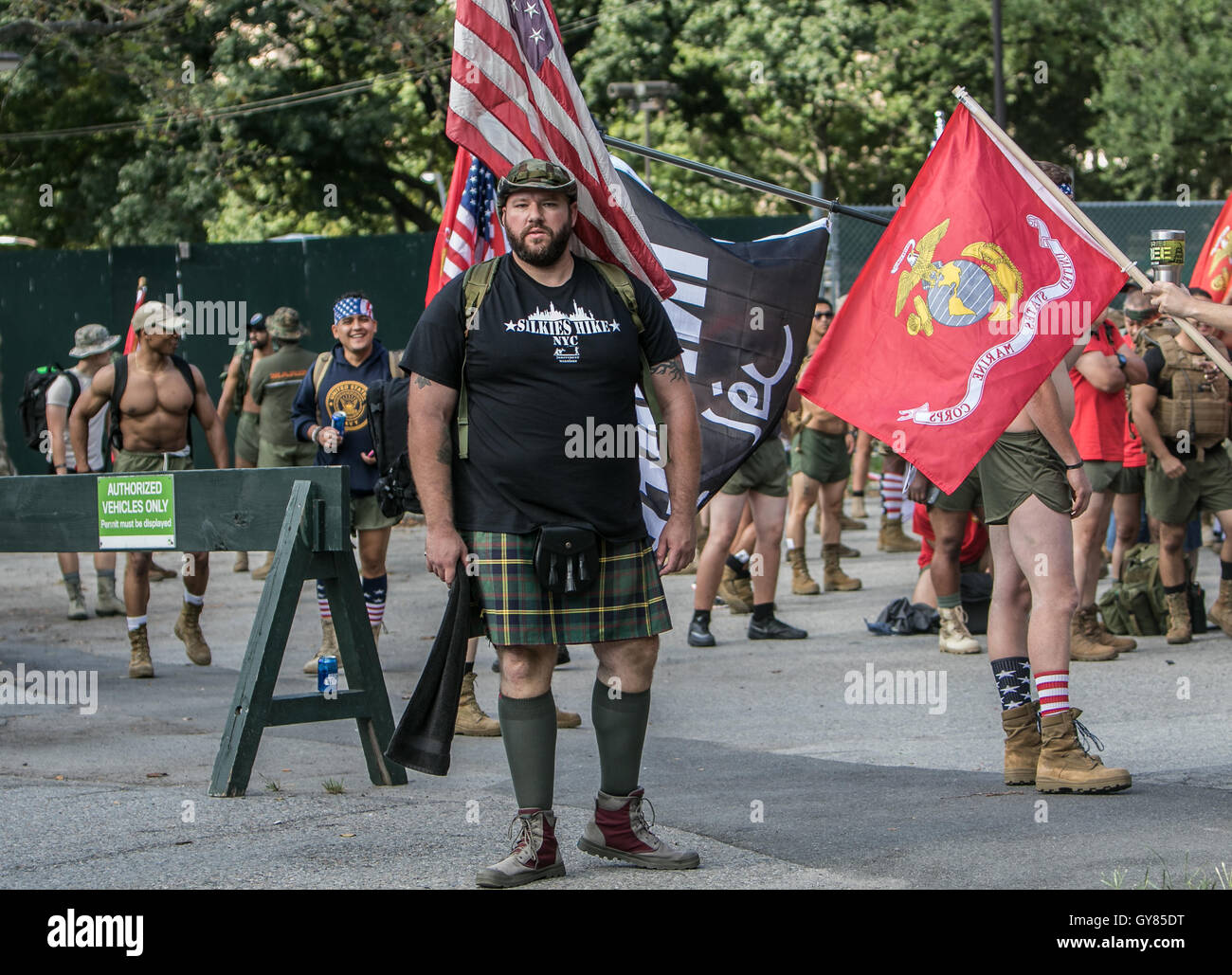New York, 17th Sept, 2016. The start of the Silkies Hike. The event ...