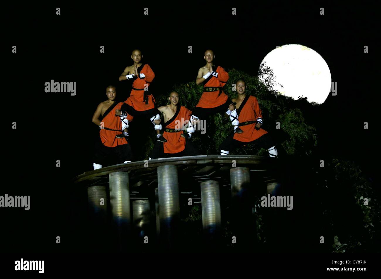 Dengfeng, Dengfeng, China. 18th Sep, 2016. Monks of Shaolin Temple ...