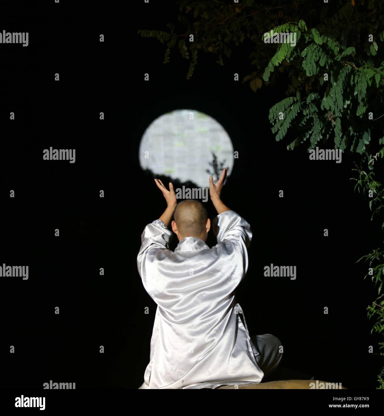 Dengfeng, Dengfeng, China. 18th Sep, 2016. A monk of Shaolin Temple ...