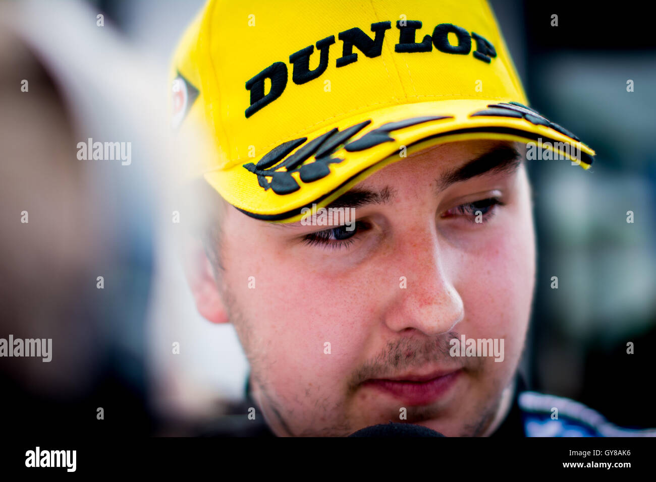 Towcester, Northamptonshire, UK. 17th September, 2016. BTCC racing ...