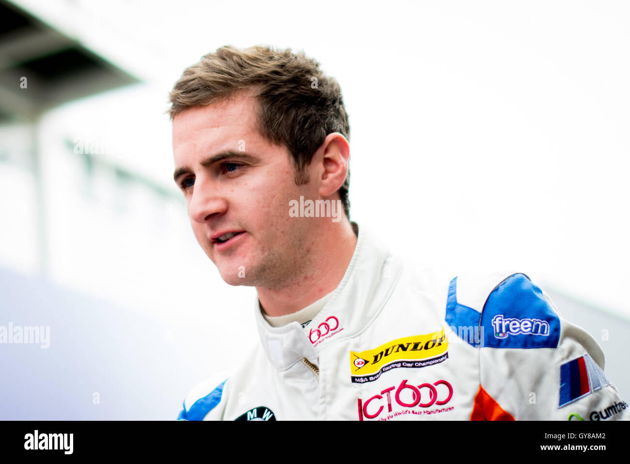 Towcester, Northamptonshire, UK. 17th September, 2016. BTCC racing ...