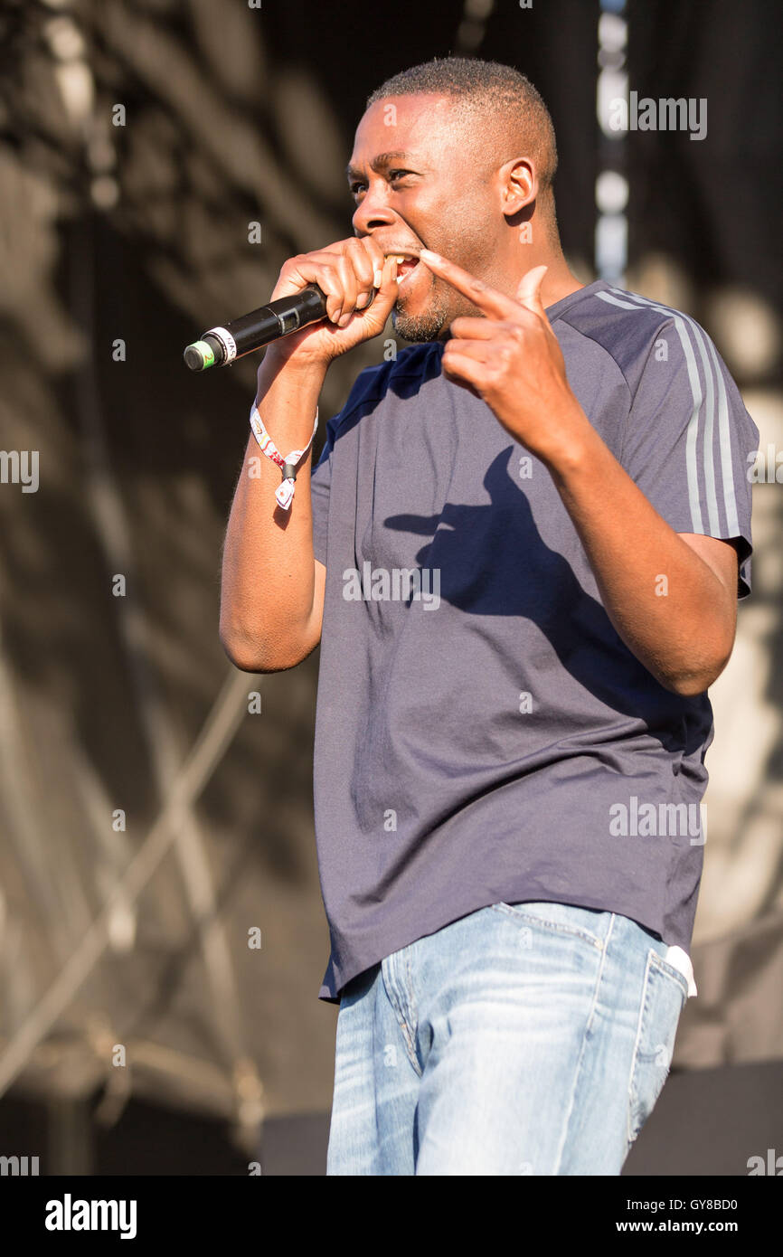 Chicago, Illinois, USA. 17th Sep, 2016. Rapper GZA (GARY GRICE ...