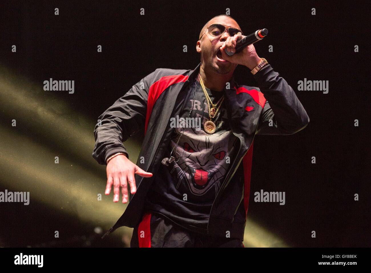Chicago, Illinois, USA. 17th Sep, 2016. Rapper NAS (NASIR BIN OLU DARA ...