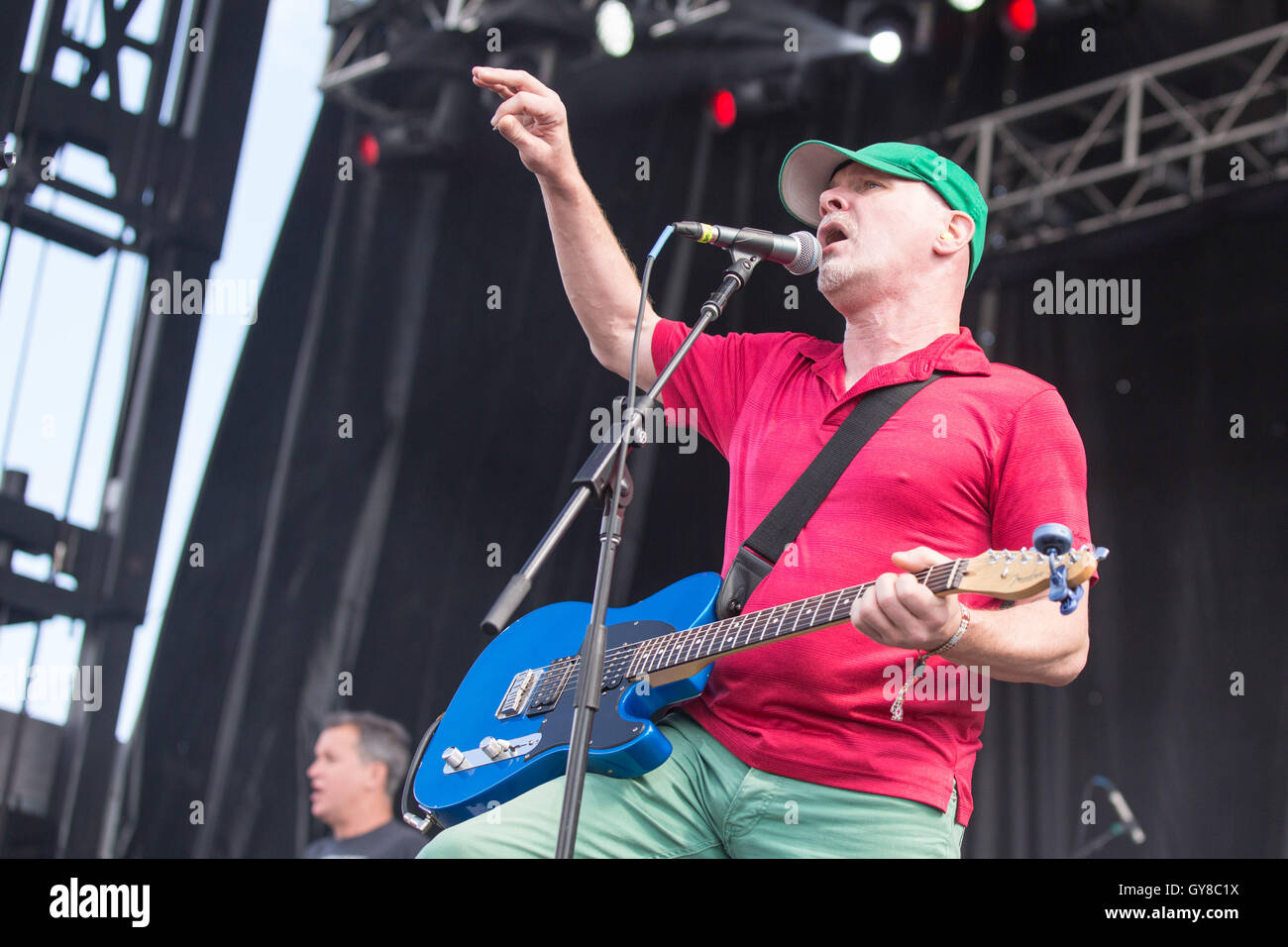 Chicago, Illinois, USA. 17th Sep, 2016. WARREN FITZGERALD of The ...