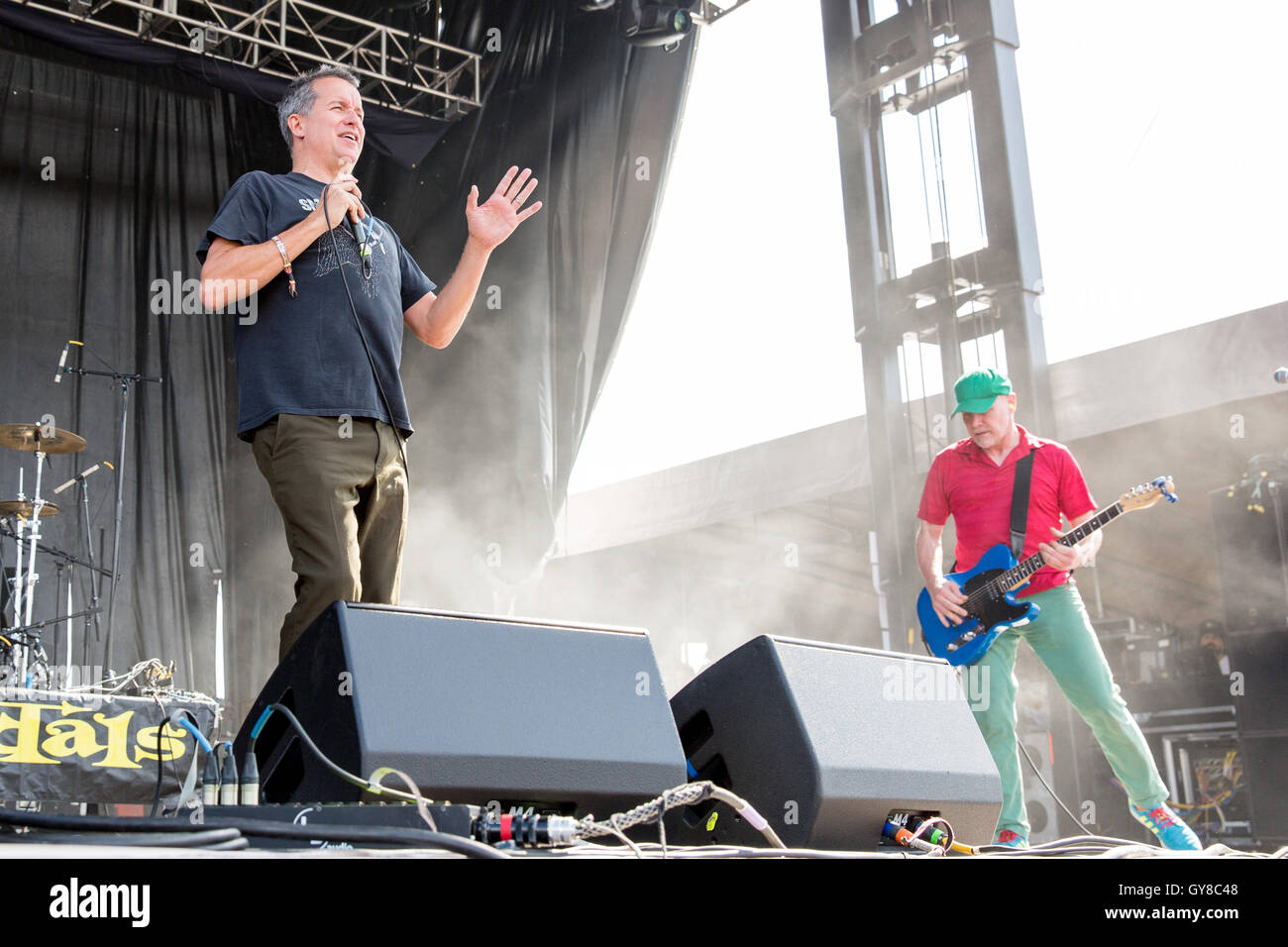 Warren fitzgerald of the vandals hi-res stock photography and images ...