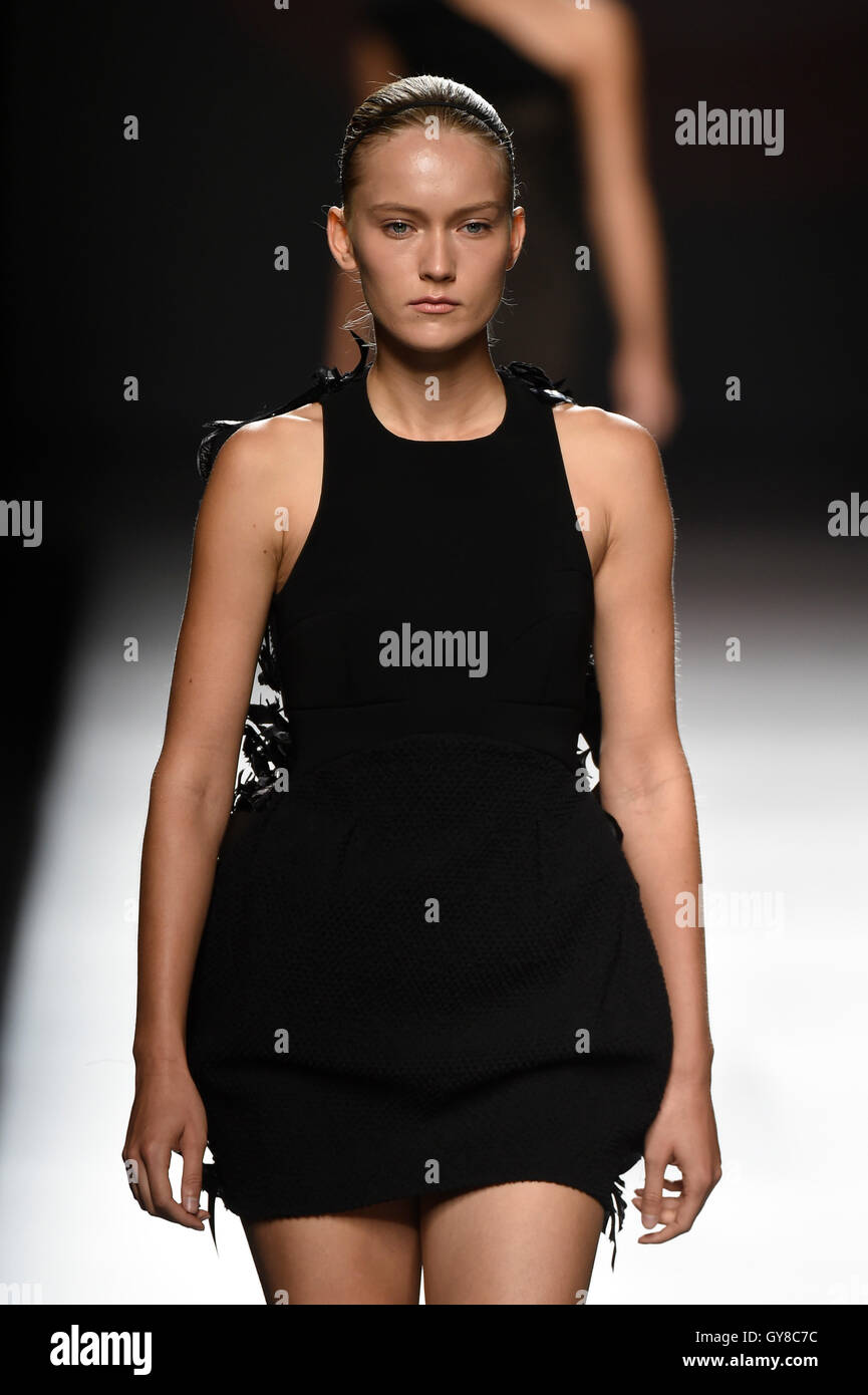 Madrid, Spain. 18th Sept, 2016. A model wears at collection runway a ...