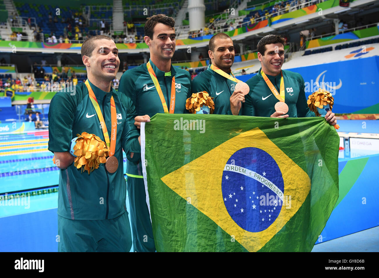 Paralympics swimming relay hi-res stock photography and images - Alamy