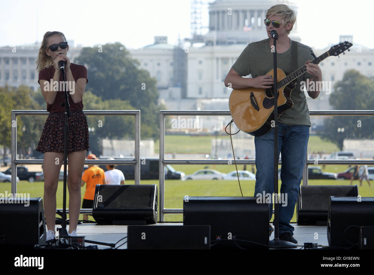Washington, DC, USA. 18th Sep, 2016. Johnny Kasun, on guitar, singing ...