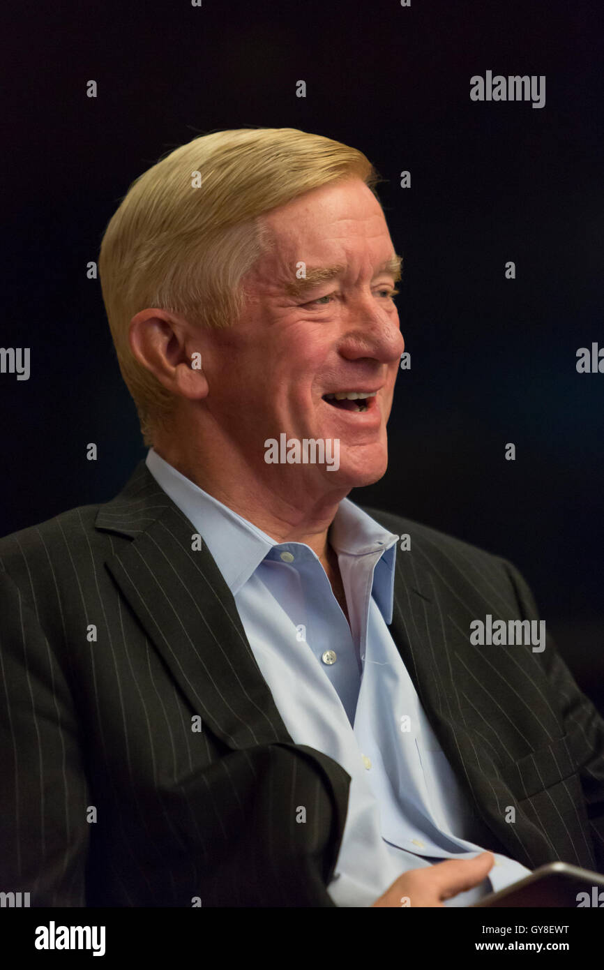 Seattle, Washington: Governor Bill Weld address reporters before the ...