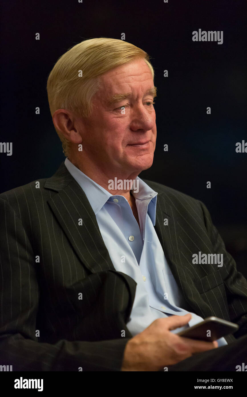 Seattle, Washington: Governor Bill Weld address reporters before the ...