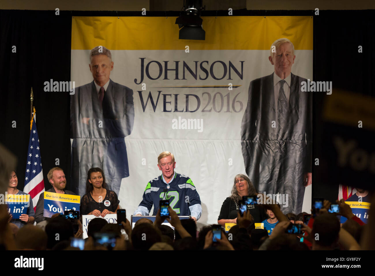 Seattle, Washington: Vice presidential candidate Bill Weld, wearing a ...