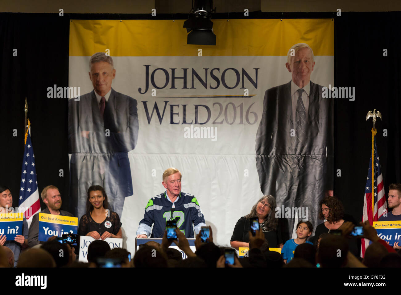 Seattle, Washington: Vice presidential candidate Bill Weld, wearing a ...