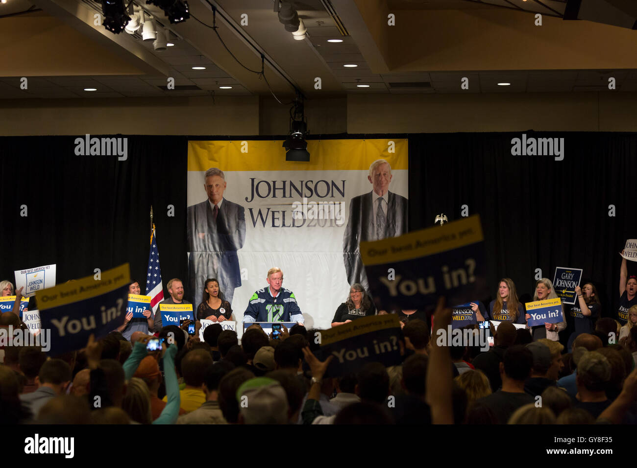 Seattle, Washington: Vice presidential candidate Bill Weld, wearing a ...