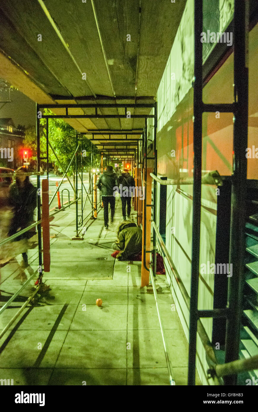walking through construction scaffolding Stock Photo - Alamy