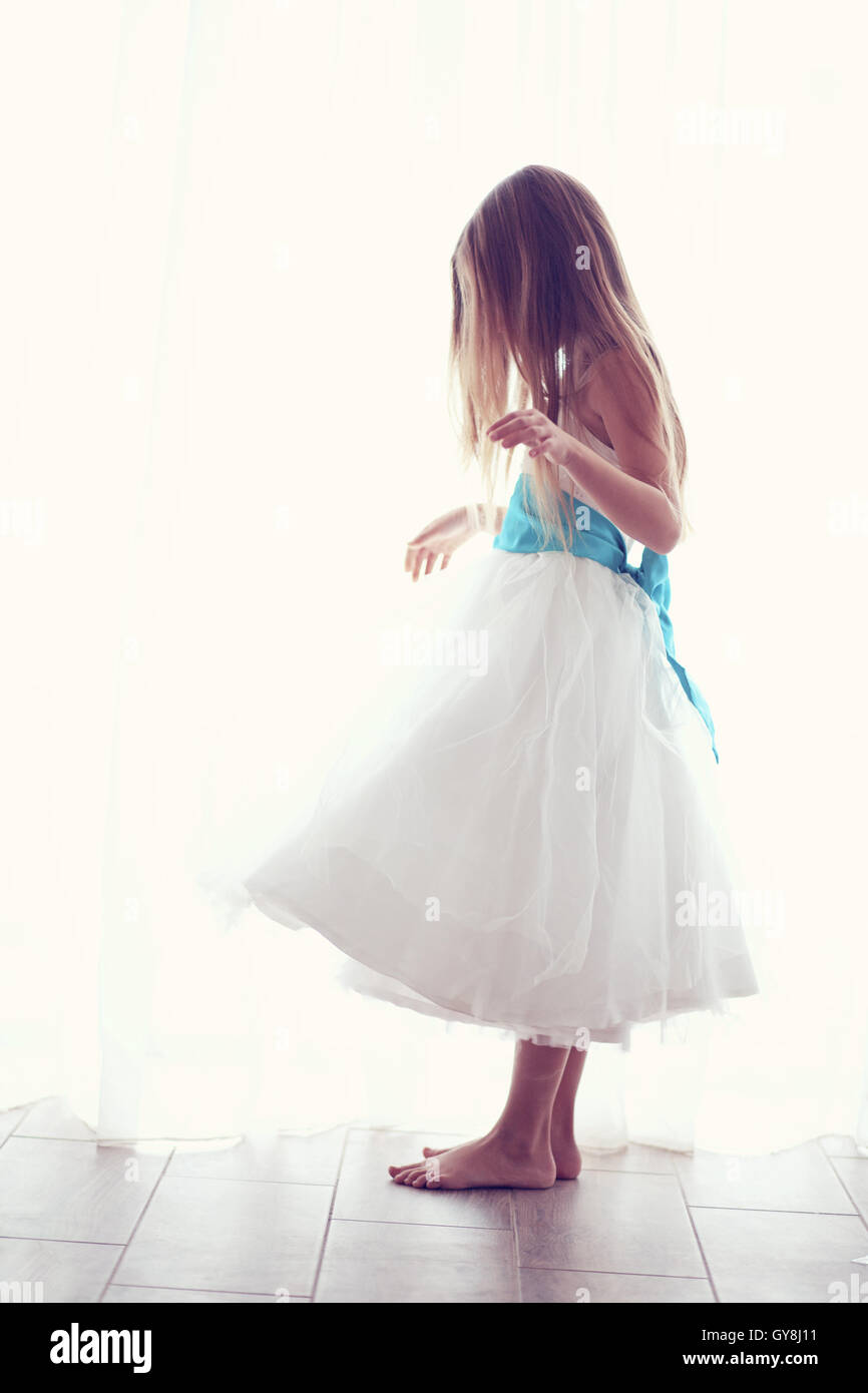 Barefoot princess hi-res stock photography and images - Alamy