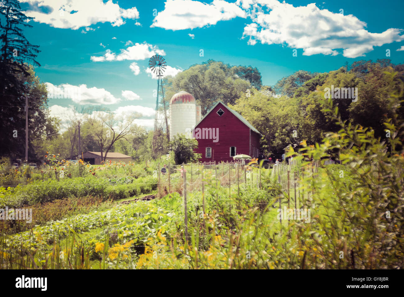 Red Barn an Silo in the Country Stock Photo - Alamy