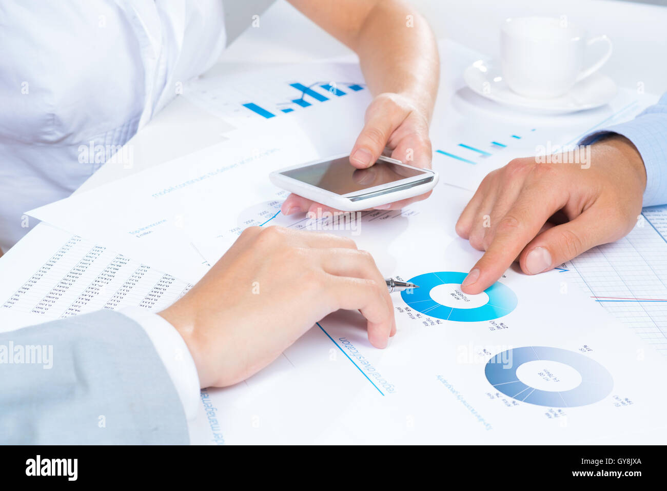 business people discuss meeting targets Stock Photo - Alamy
