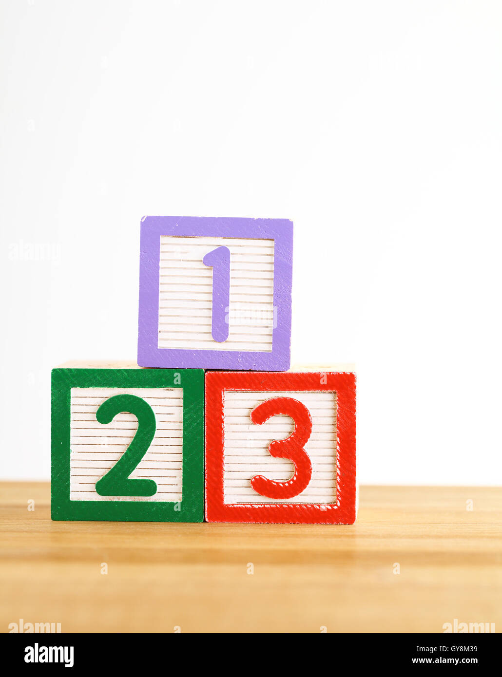 123 wooden toy block Stock Photo - Alamy