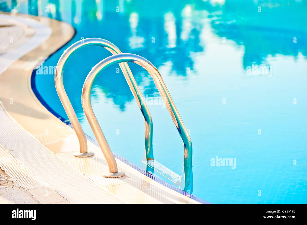 Descent into the pool hi-res stock photography and images - Alamy