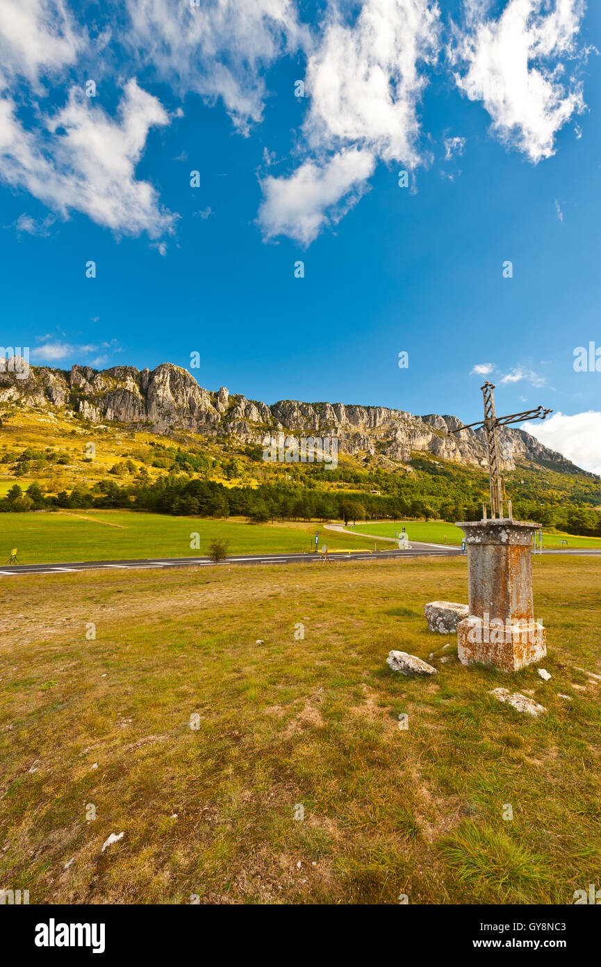 French cross hi-res stock photography and images - Alamy