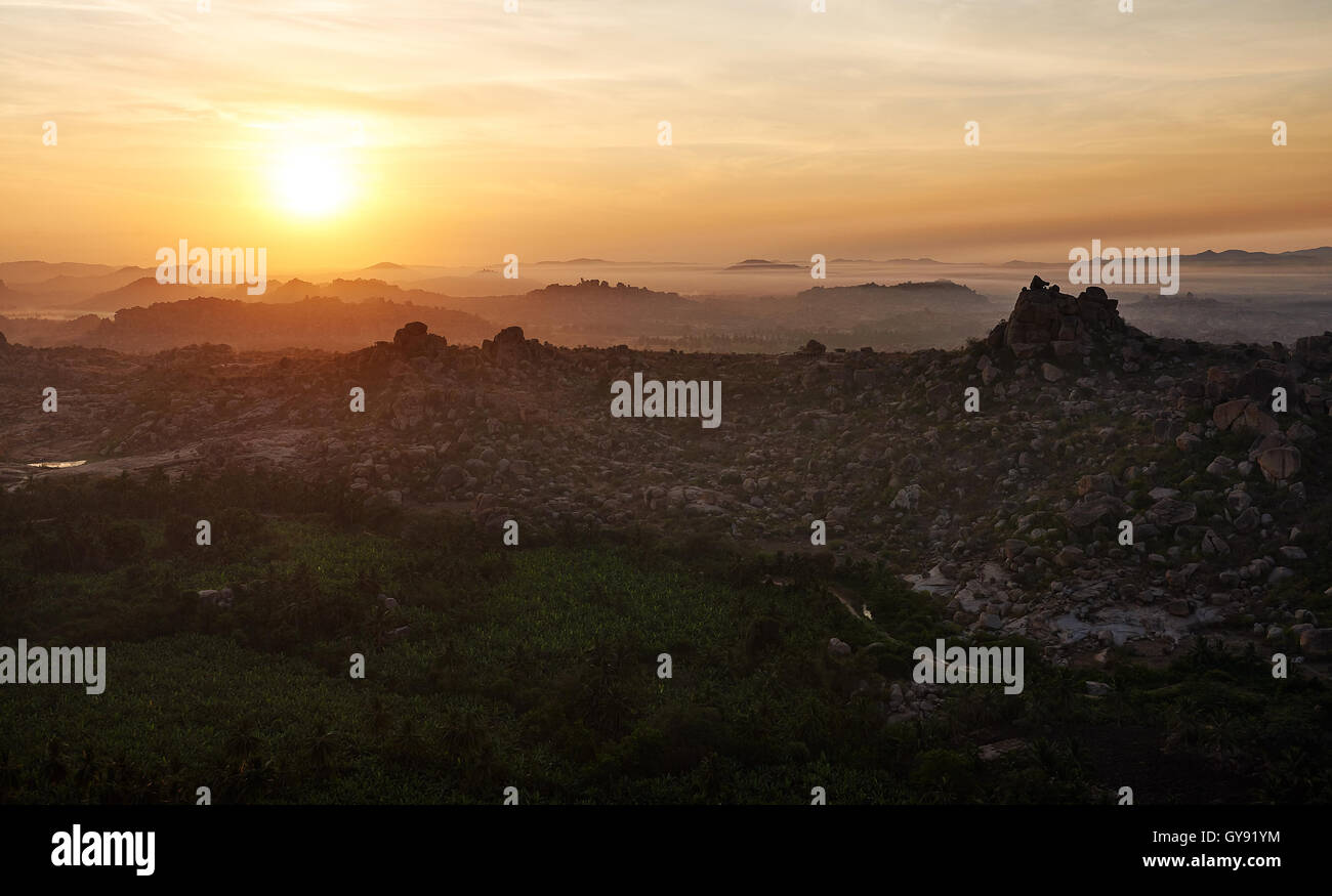Free sunrise hi-res stock photography and images - Alamy