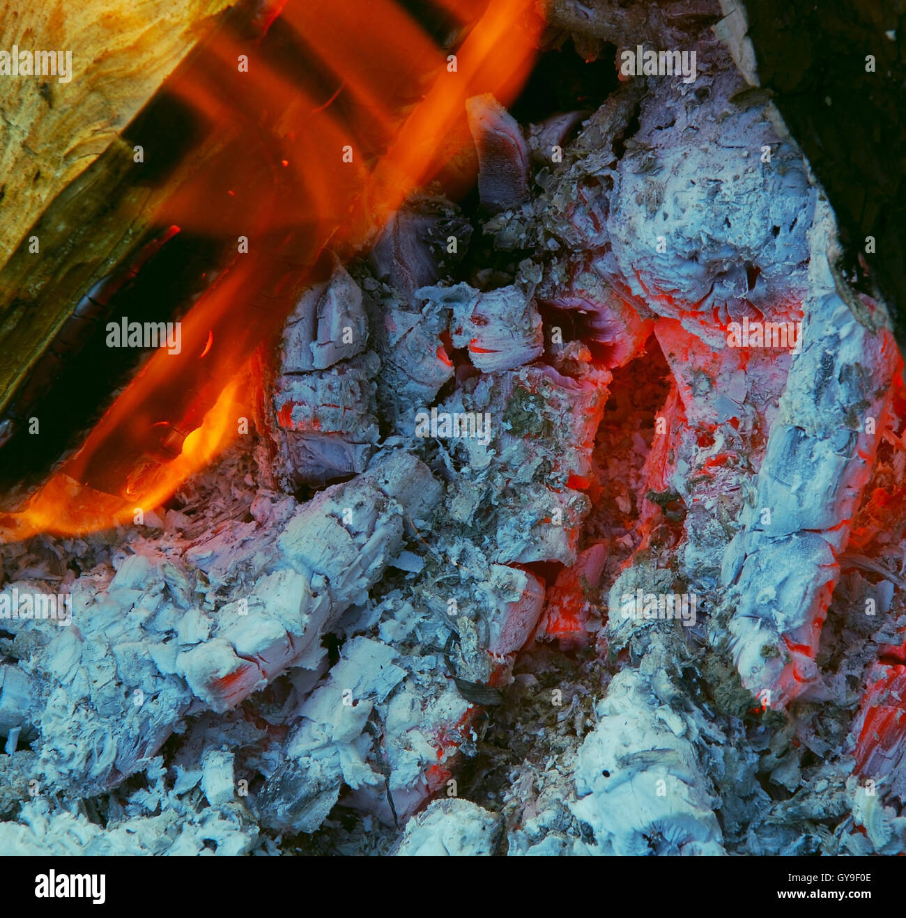 Capturing hot coals glowing on hi-res stock photography and images - Alamy
