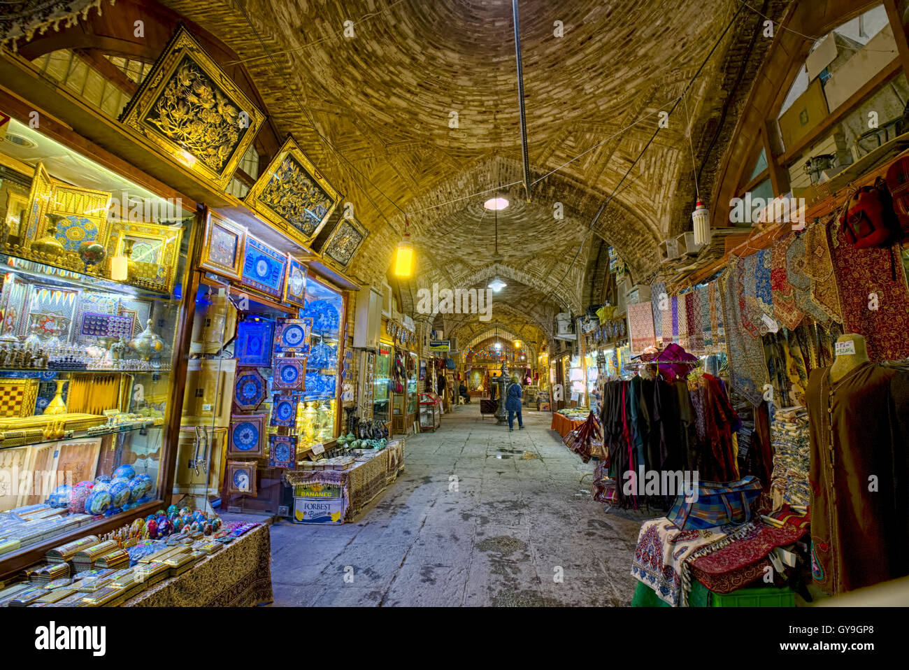 Carpets and handicrafts at Grand Bazaar Stock Photo - Alamy