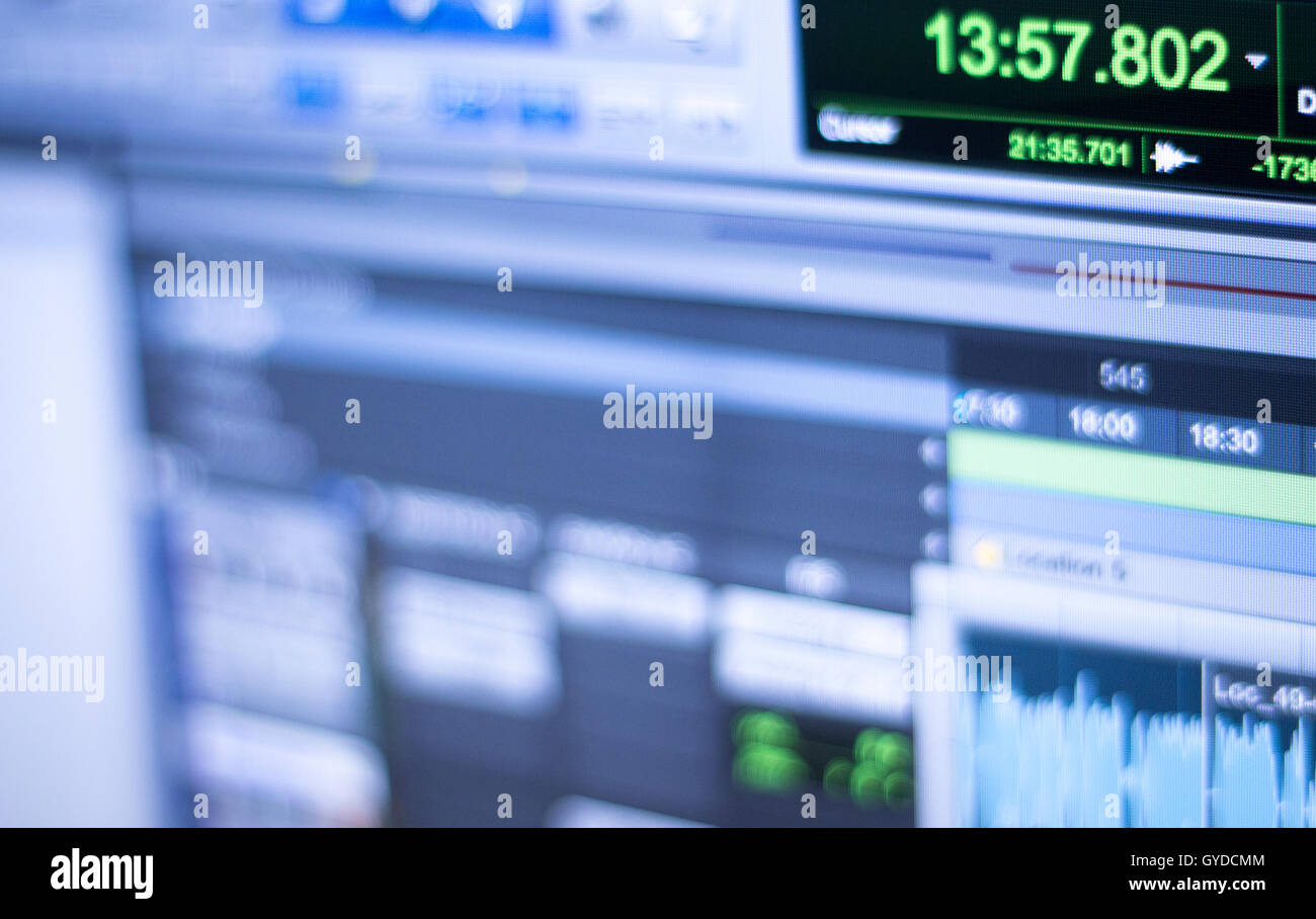 Professional sound recording audio studio computer screen to record ... Professional sound recording audio studio computer screen to record ...