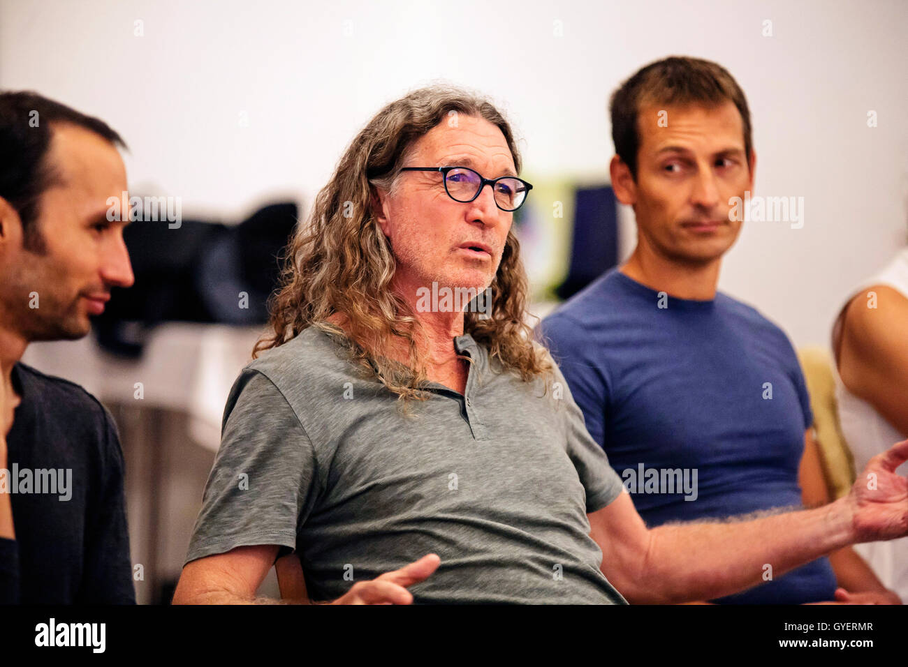 Charles Ridley talking to craniosacral biodinamic practitioners at his ...