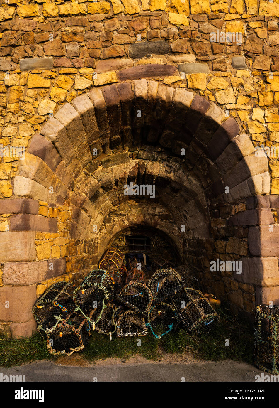Ancient Lime Kilns at Beadnell Harbour Stock Photo - Alamy