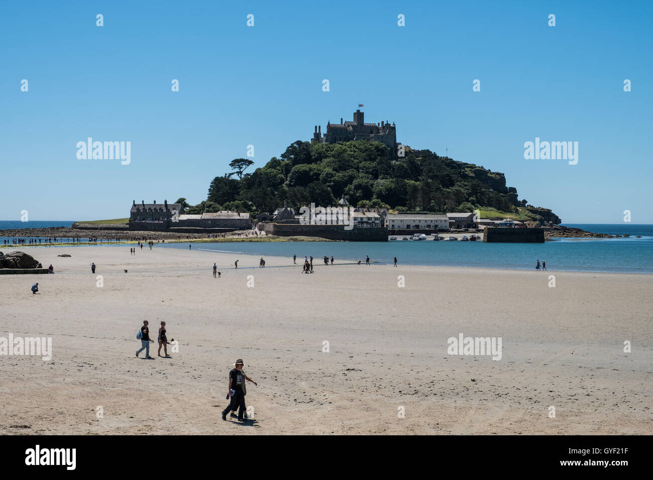 St Michaels Mount, Mounts Bay, Cornwall, United Kingdom Stock Photo - Alamy