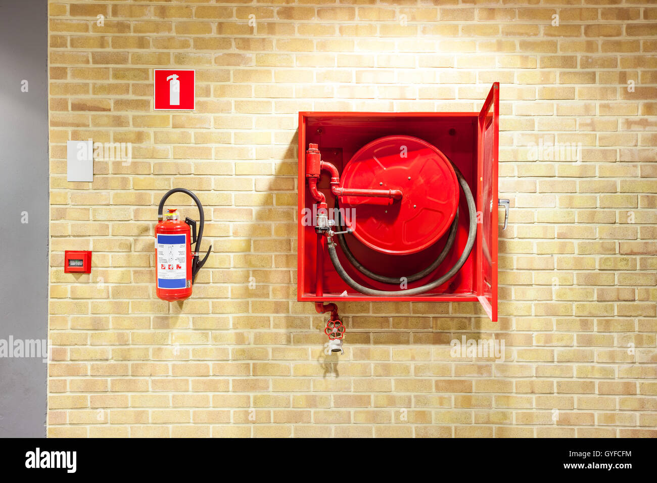 Fire hose cabinet hi-res stock photography and images - Alamy
