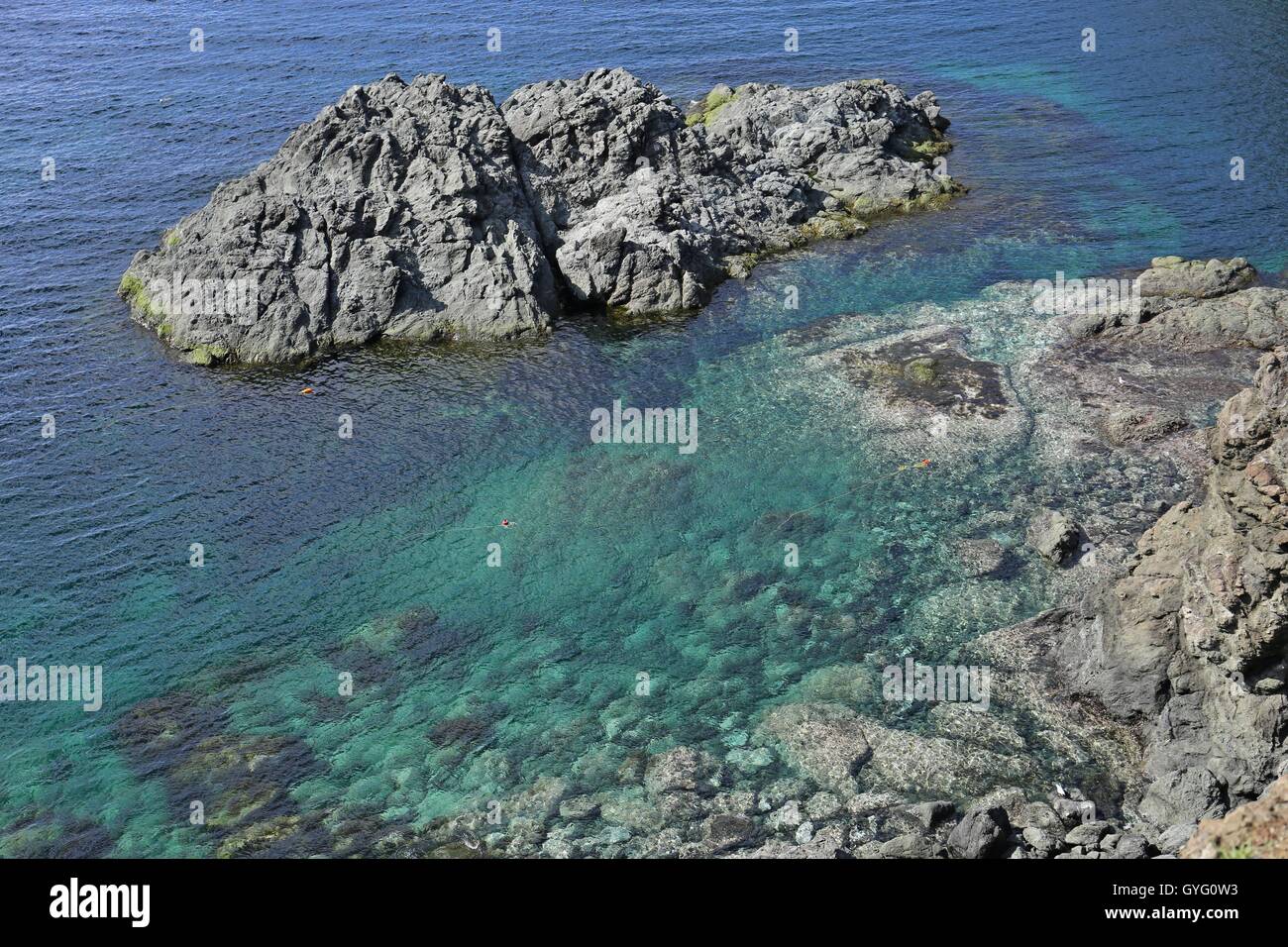 Turquoise crystal stone hi-res stock photography and images - Alamy