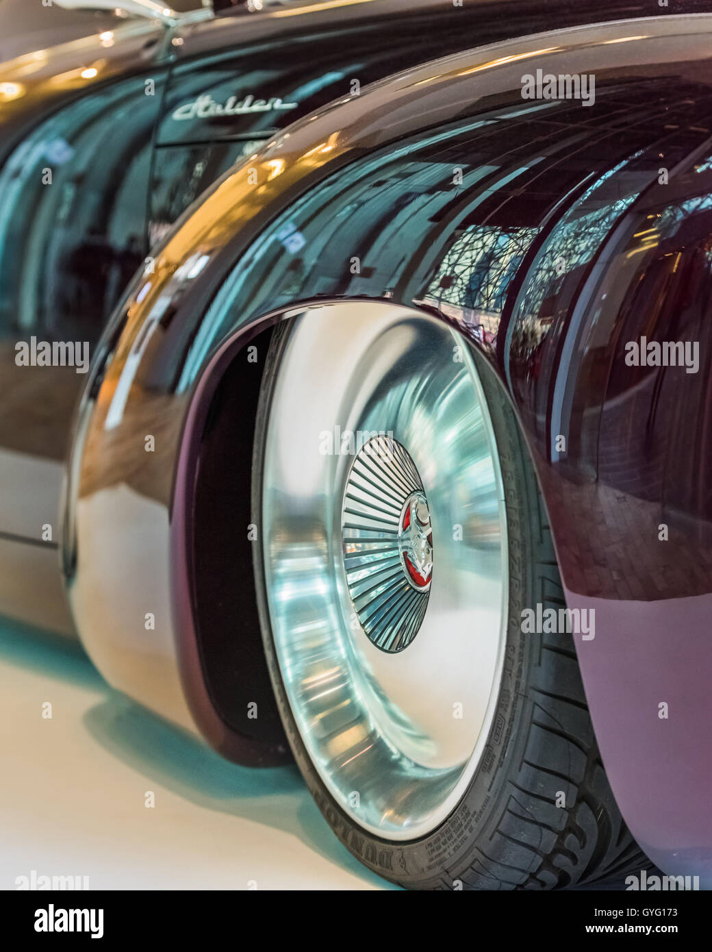 Holden car hi-res stock photography and images - Alamy