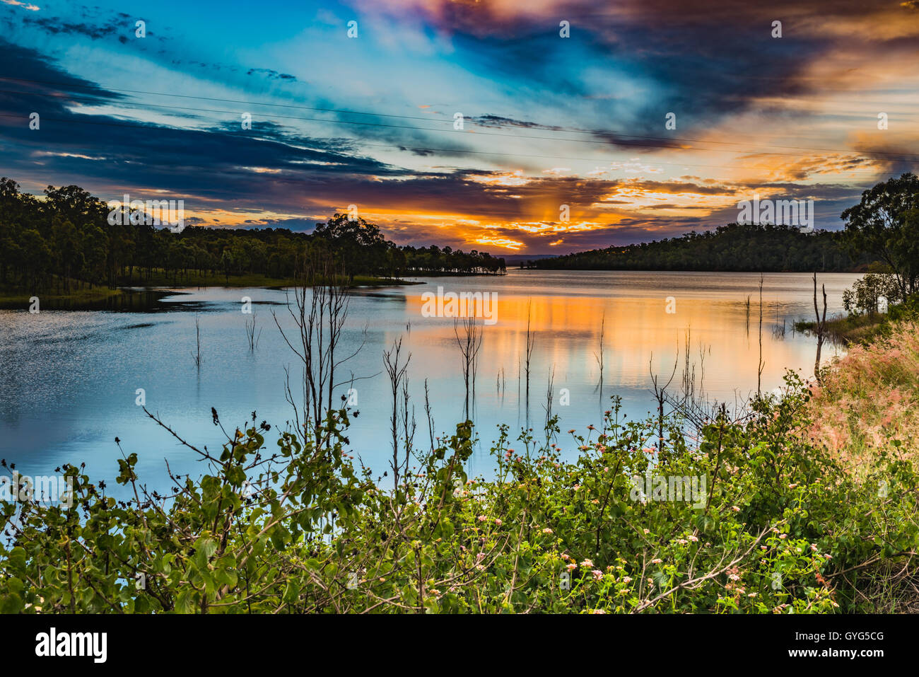 Wivenhoe dam hi-res stock photography and images - Alamy