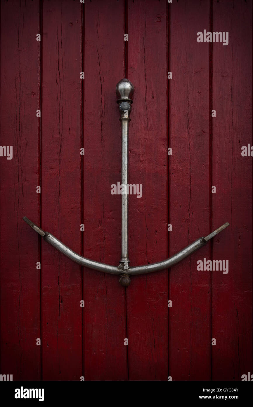 Old wooden anchor hi-res stock photography and images - Alamy