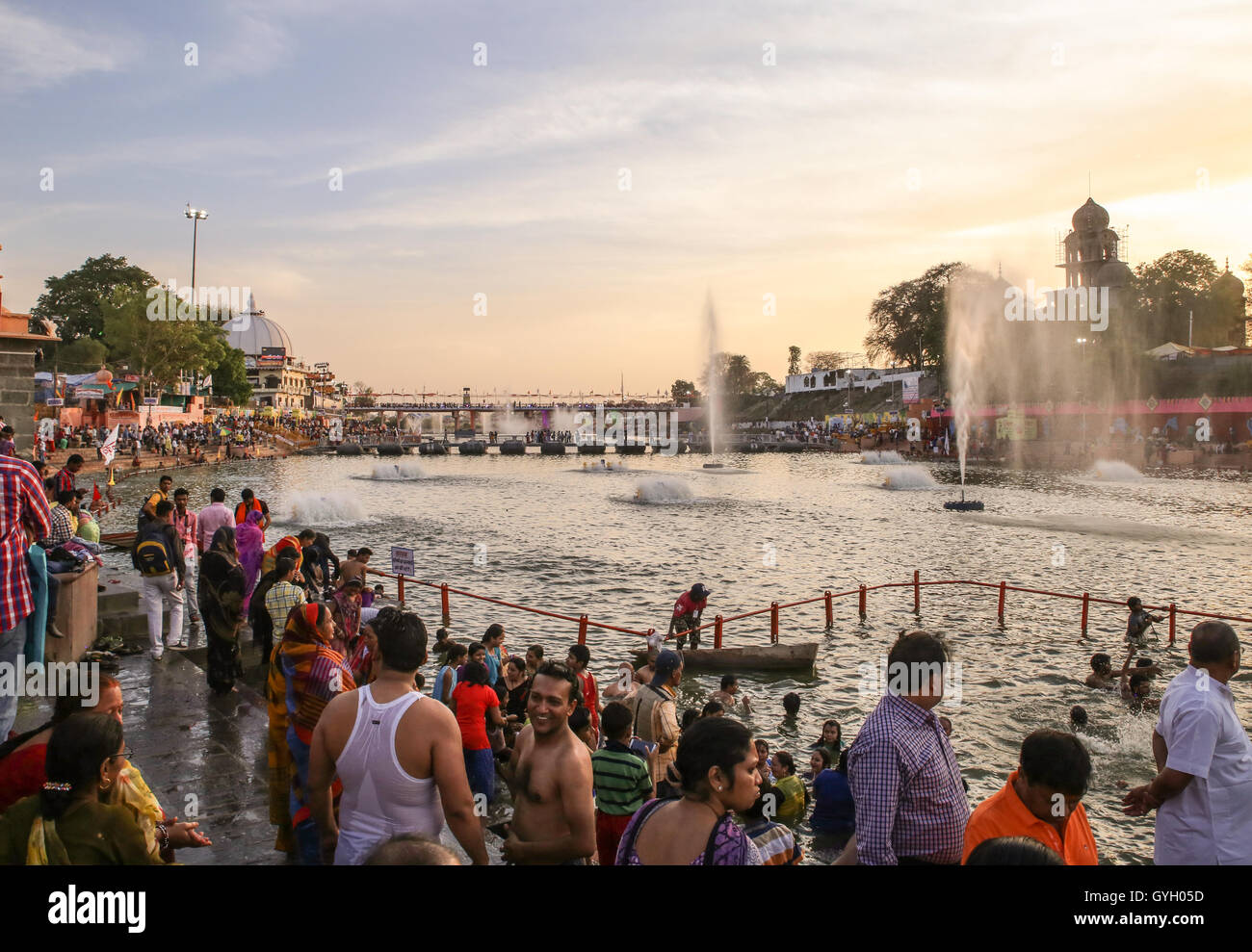 Prayers during hindu ceremony hi-res stock photography and images - Alamy