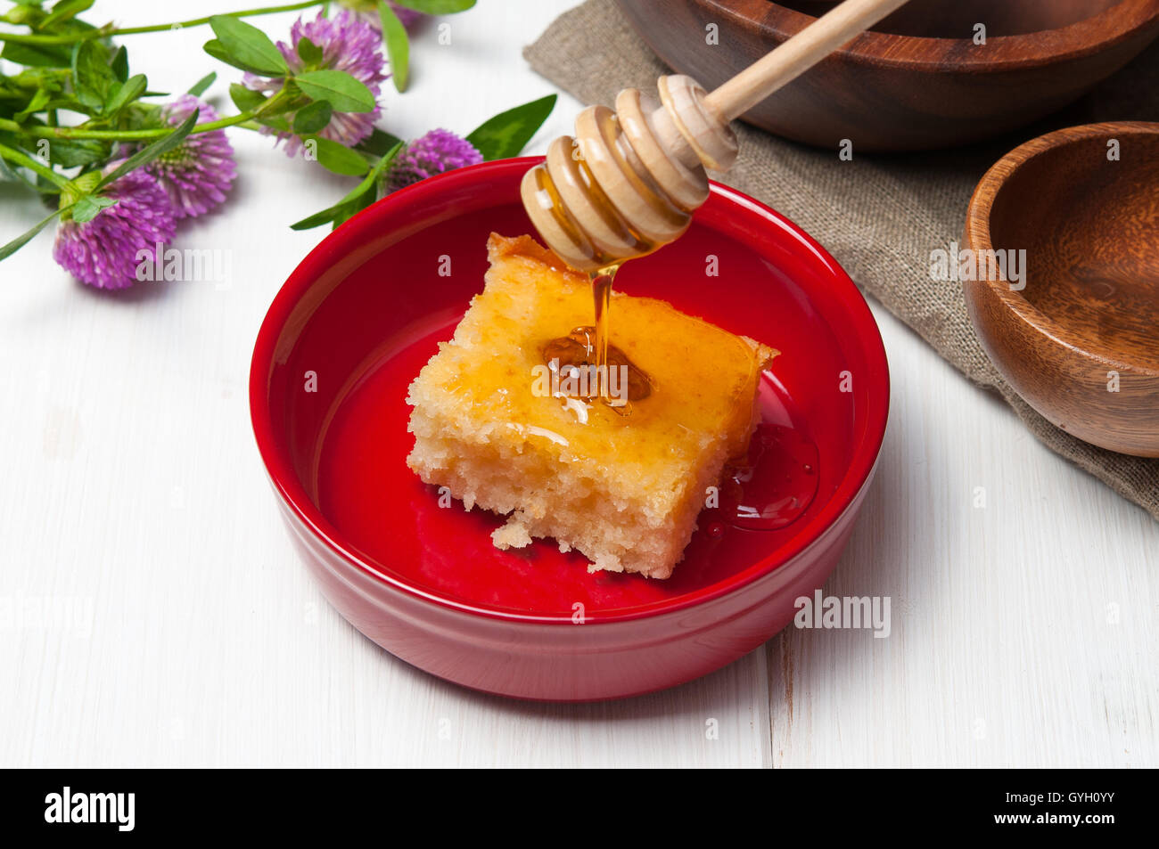 Basbousa hi-res stock photography and images - Alamy