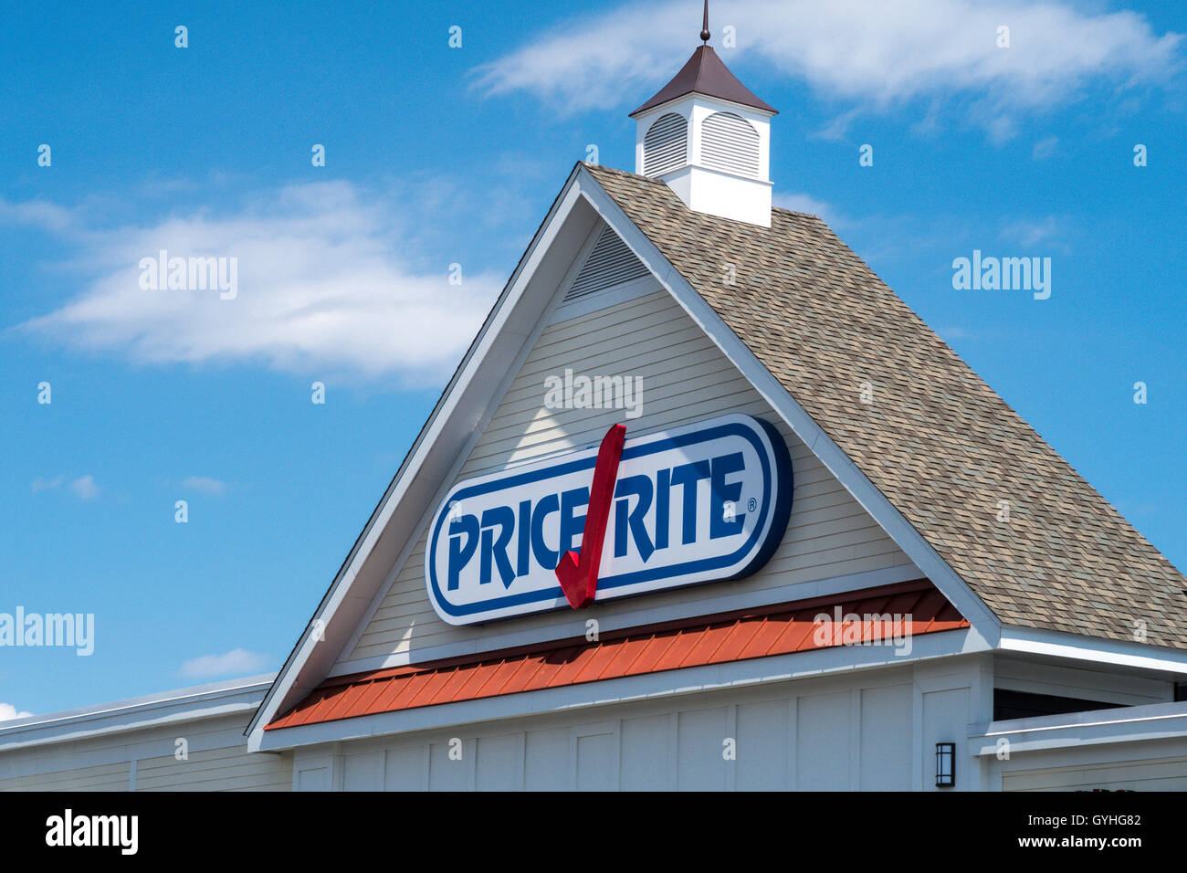 PriceRite Supermarket Chain Store, MA, USA Stock Photo - Alamy
