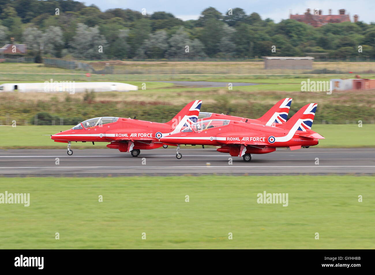 Red arrows hawk t1 on hi-res stock photography and images - Alamy