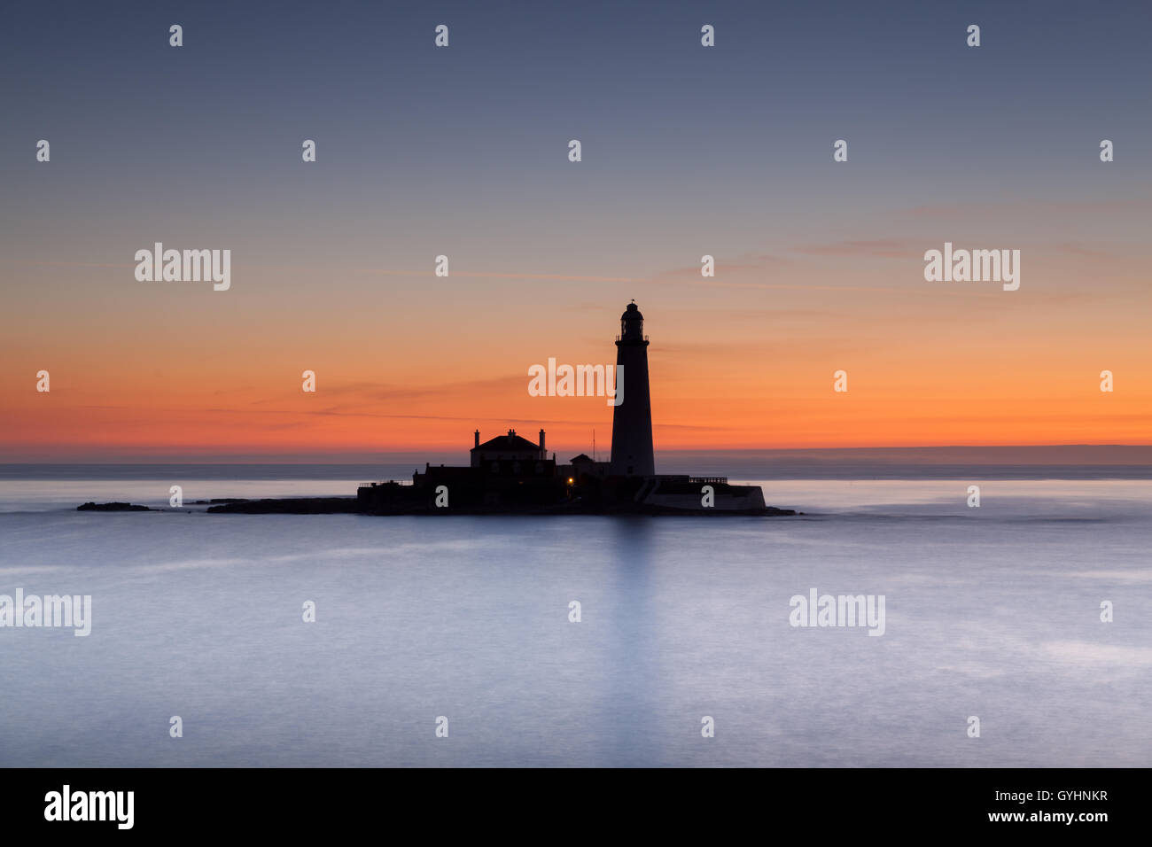 St Mary's Lighthouse in silhouette, Whitley Bay, North East England ...