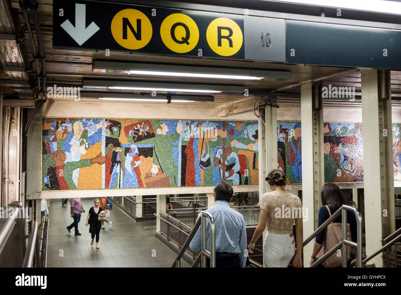Times square subway station hi-res stock photography and images - Alamy
