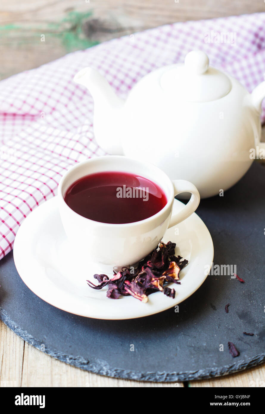 dry leaves of karkade tea, selected focus Stock Photo - Alamy