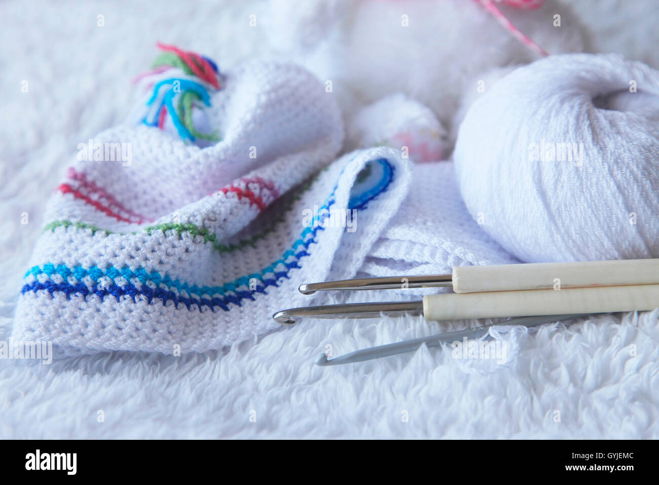 White knitting cap hi-res stock photography and images - Alamy