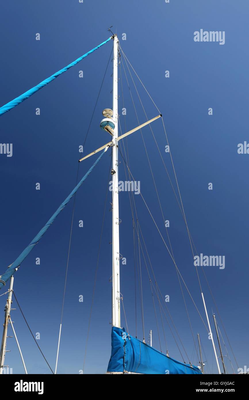 Sailing Yacht Mast Stock Photo - Alamy